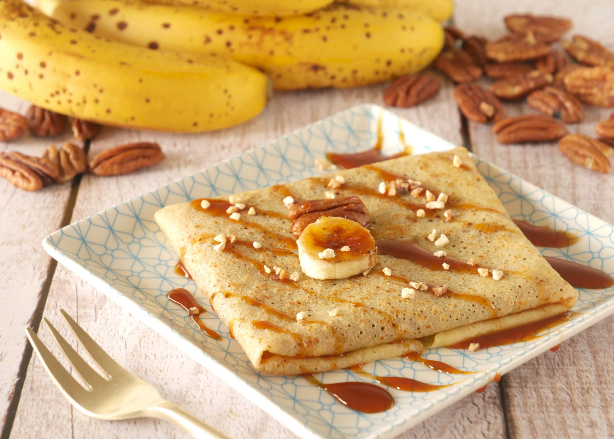 Crêpes Bananes Flambées et Caramel - PastryFreak